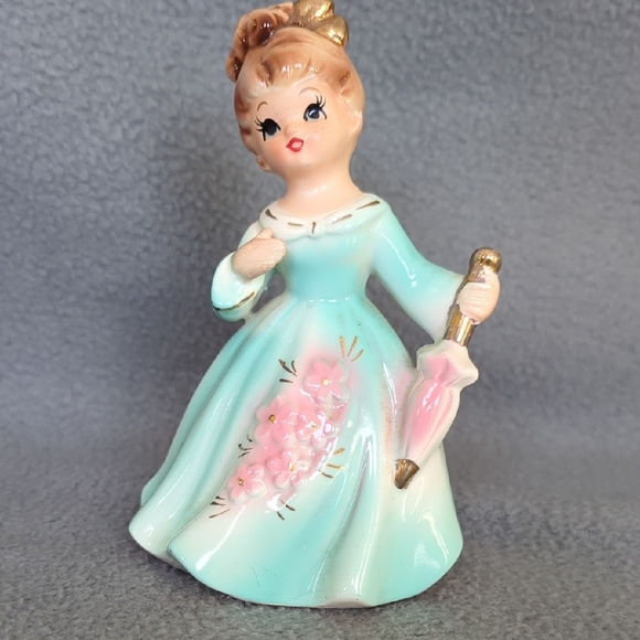 Lefton | Art | Lefton Girl With A Parasol Figurine | Poshmark